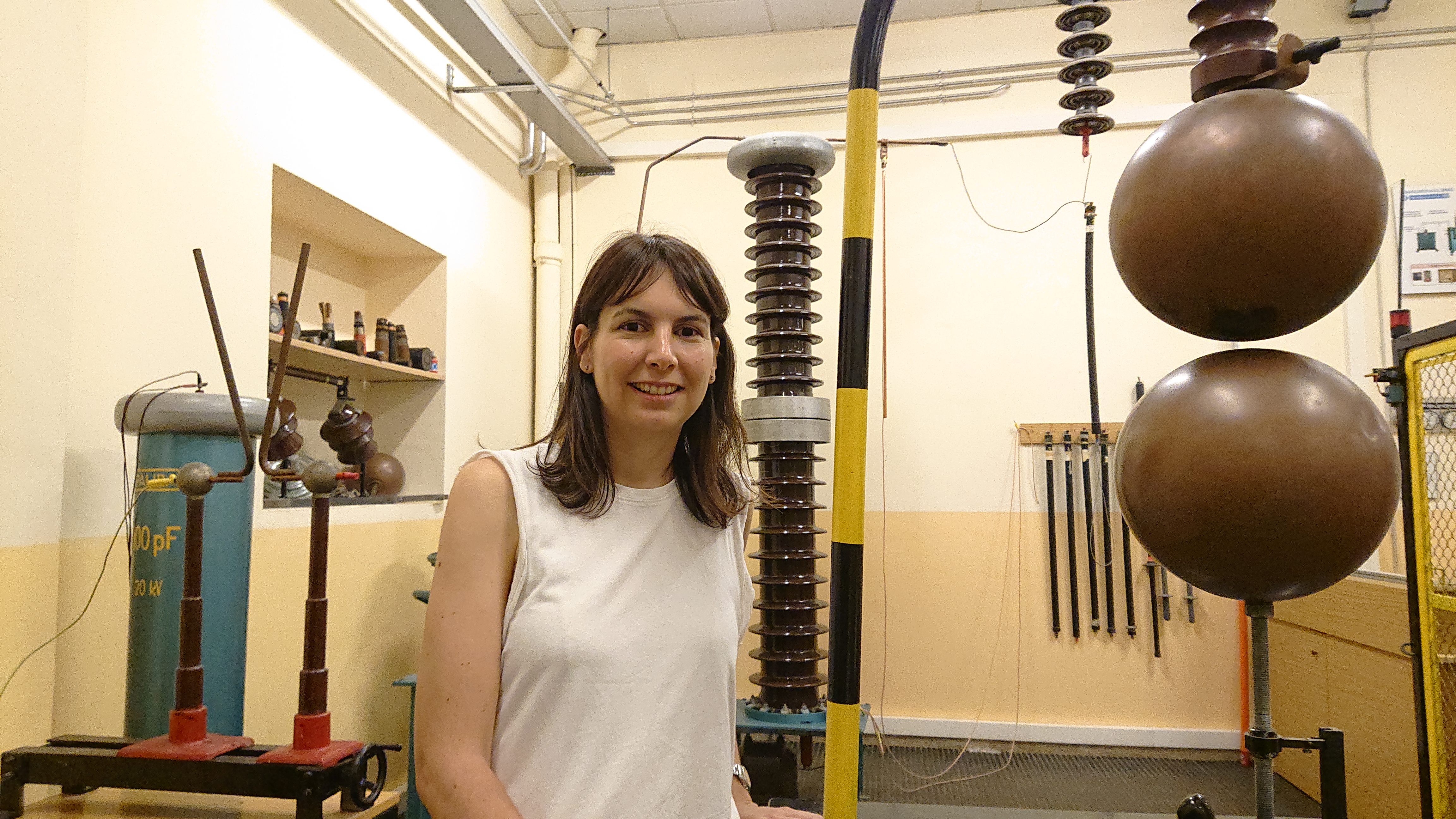 La profesora Glòria Solà, de la ESEIAAT de la UPC, identifica los ...